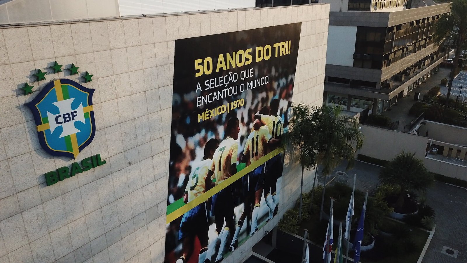 Sede da Confederação Brasileira de Futebol (CBF) na Barra da Tijuca ...